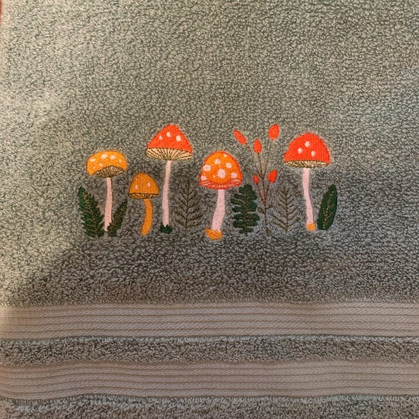 Mushroom and Wildflower Embroidery Cottagecore Mushroom Embroidery ...