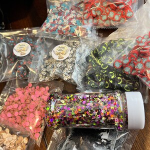 Middle Finger Silver Holographic Shape Chunky Confetti - Etsy