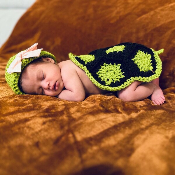 Newborn Baby Turtle Hat and Shell Photo Prop - Crochet Newborn Photo ...