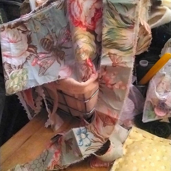Bees 4 Yards PINKS Tea Dyed Nature Assorted Fabric Torn Ribbon Shabby ...