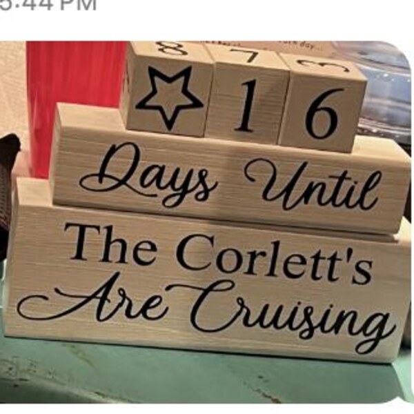 Engagement Gift - Wedding Countdown Blocks - Days Until/years as Custom Mr and Mrs Gift for the ...