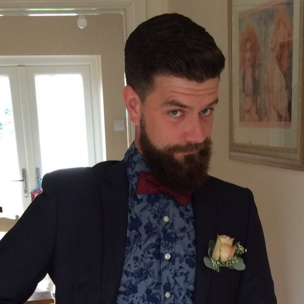 Dapper Bow Tie in Burgundy. Sumptuous 100% Silk With Satin Adjustable ...