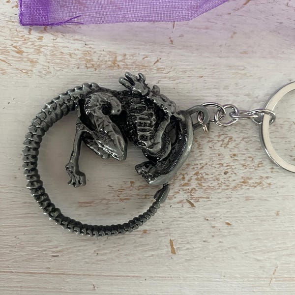Alien Movie Keychain Alien Covenant Keychain Xenomorph Alien Keychain ...