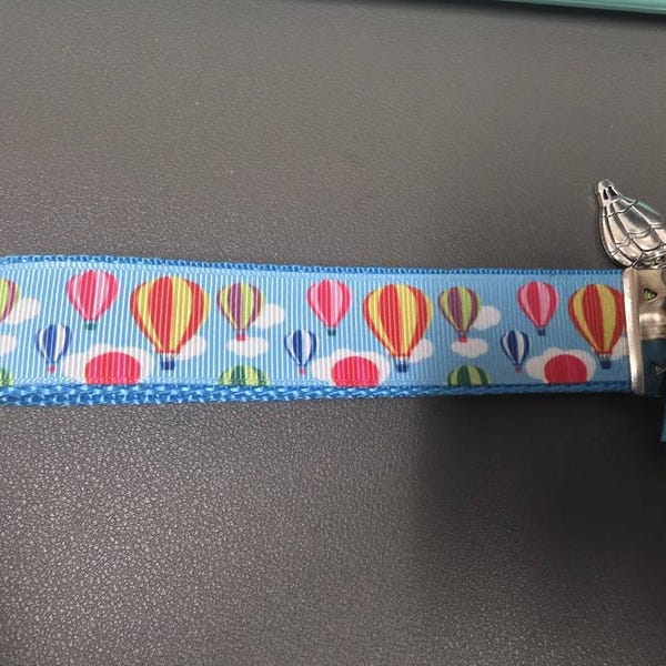Hot Air Balloon Key Fob - Hot Air Balloon Keychain - Balloon Wristlet ...