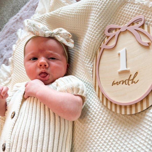 Baby Milestone Girl Name Announcement Baby Sign Pink Bow Milestone ...