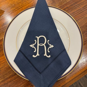 Fleur De Lis Embroidered Cloth Dinner Napkins, Set of 4, Fleur De Lis ...