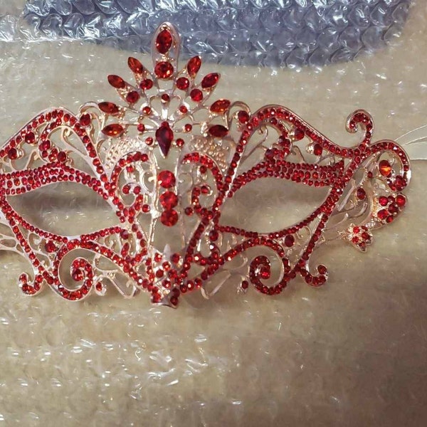 Masquerade Mask Luxury Crystal, Rhinestone Eye Red Mask, Elegant Party ...