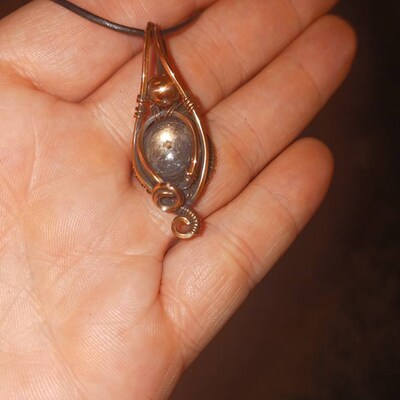 Floral Resin Bezel Vintage Style Key Chain - Etsy