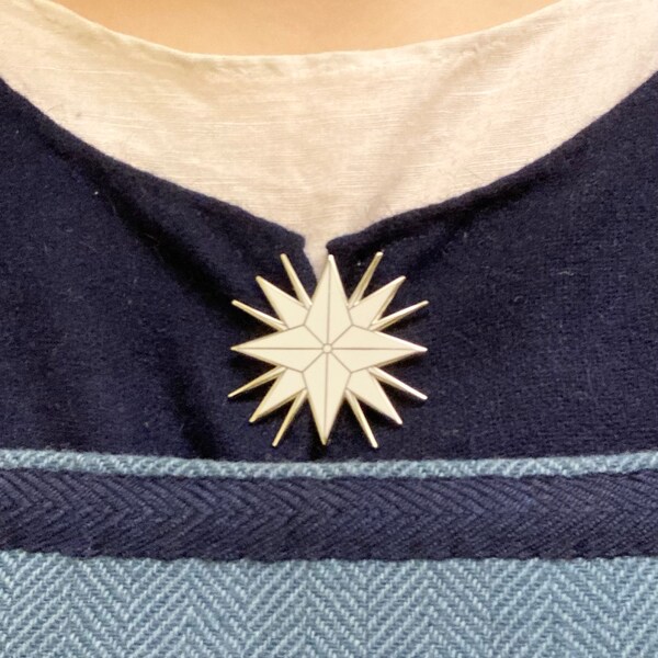 Feanorian Star Hard Enamel Pin | the Silmarillion | Lord of the Rings ...