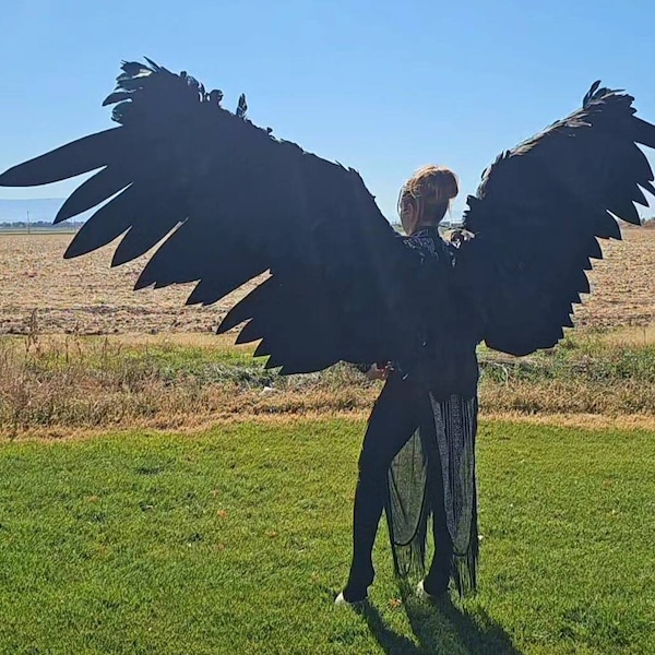 Miwings! Moving Mechanical Animatronic Wings to Make Your Cosplay or ...