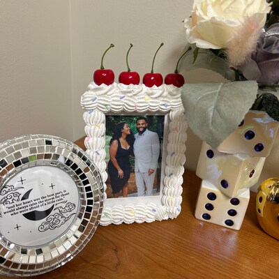 Fake Cake Photo Frame Lilac and Pastel Sprinkles With Pearl Stars 4x6 ...