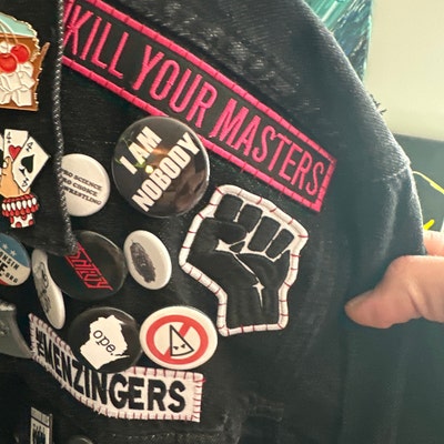 Black Lives Matter Raised Fist Patch profits Donated - Etsy