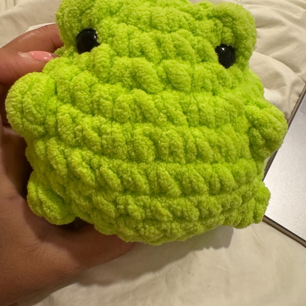 Ted the Thick Toad, Free NO-SEW Crochet Amigurumi PDF Pattern, Small ...