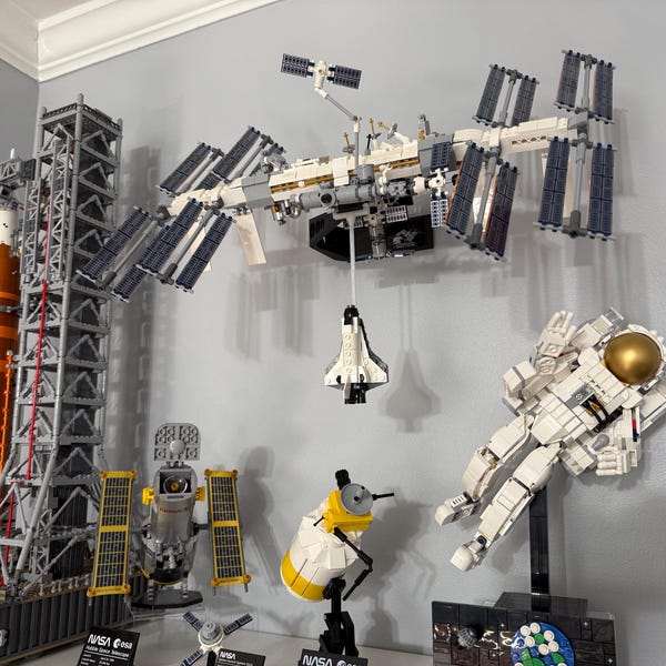 Wall Mount for International Space Station (ISS) Kit - Etsy
