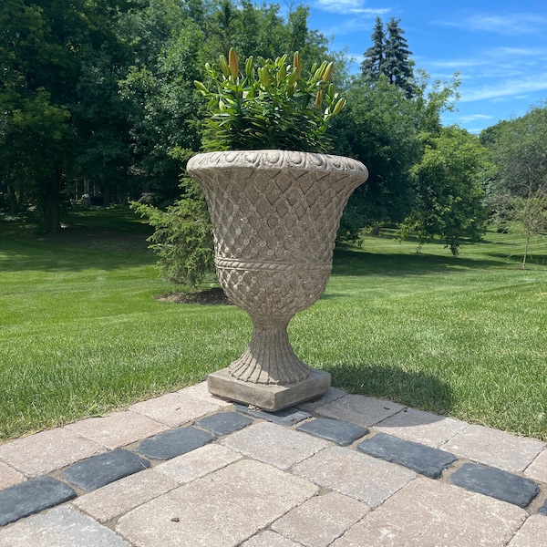 Solid Rock Stoneworks Woven Urn- 27in Tall- Buff - Etsy