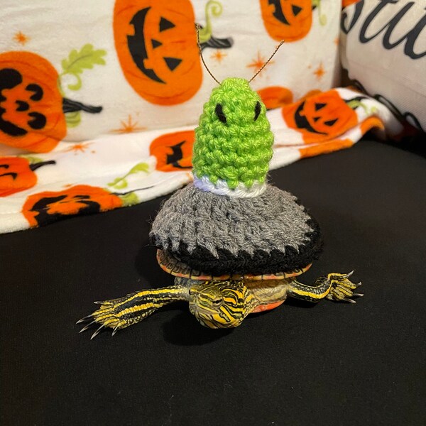 Alien in Spaceship Costume for Turtle/tortoises - Etsy