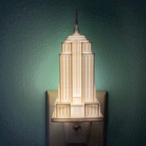 Chrysler Building Night Light plug-in LED - Etsy