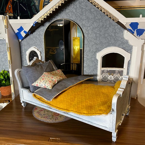 Miniature Christmas Train, Toy Teddy Bear for Train, Miniature ...