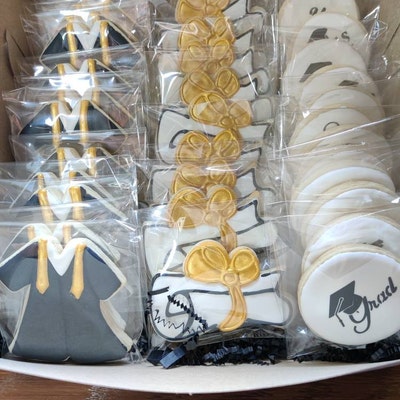 Graduation Gown or Robe Cookie Cutter or Fondant Cutter and Clay Cutter ...