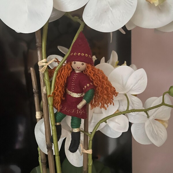 Elf Doll Figurine Christmas Girl Elf - Cute Elf Dolls - Elves ...