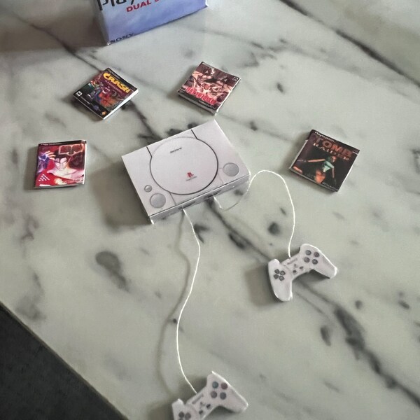 Dolls House Miniature Nintendo Switch Console 4 Games and Box - Etsy