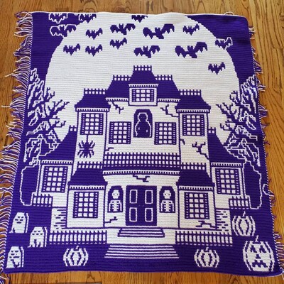 Haunted Hilltop Horror House Overlay Mosaic Crochet Pattern - Etsy