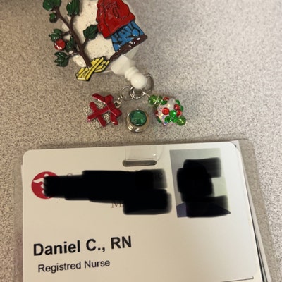 Snoopy, Christmas Holiday Retractable Badge Holder Nurse, Retractable ...