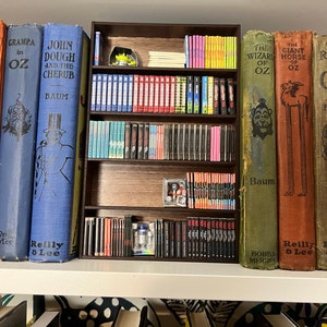 Bookshelf for Mini Books - Etsy