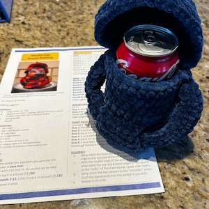 CROCHET PATTERN: Can Cozy Hoodie. Keeps Cans and Bottles Cooler and ...