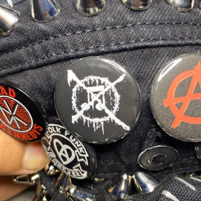 The Clash Pins 1.25 Pinback Buttons - Etsy Canada