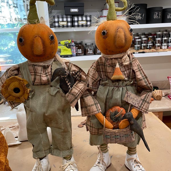 E-pattern Primitive Scarecrow Lenny With Corn, Sunflower, Crows, Big ...