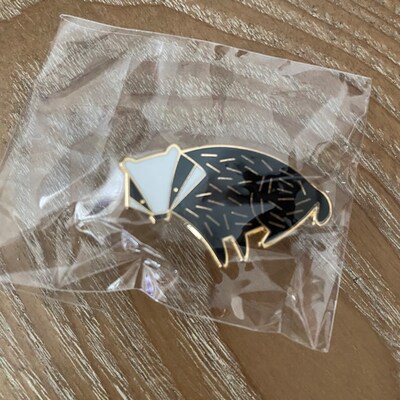 Ravenclaw Flag Pins - Etsy