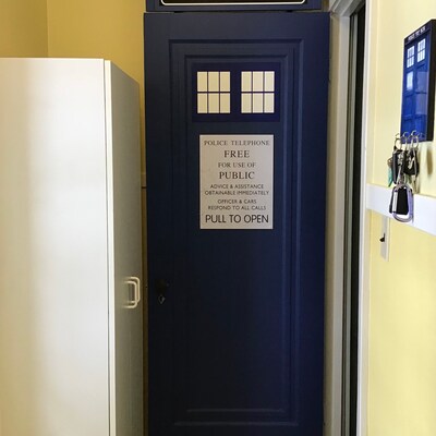 Police Box Windows 3d Printed Blue and White 7.25x9.5 - Etsy