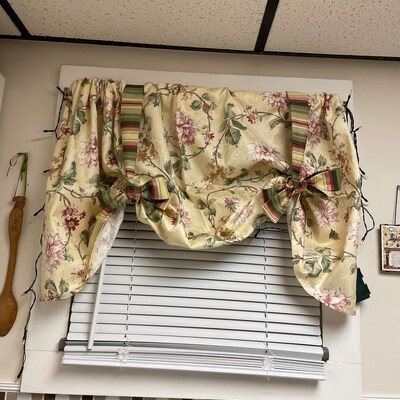 Burgandy Window Valance, Burgandy and Gold Window Valance, Swag Window ...