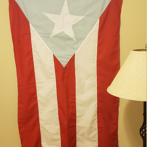 Puerto Rico's Flag // Old Fashioned Style // Puerto Rican Granny's Flag ...
