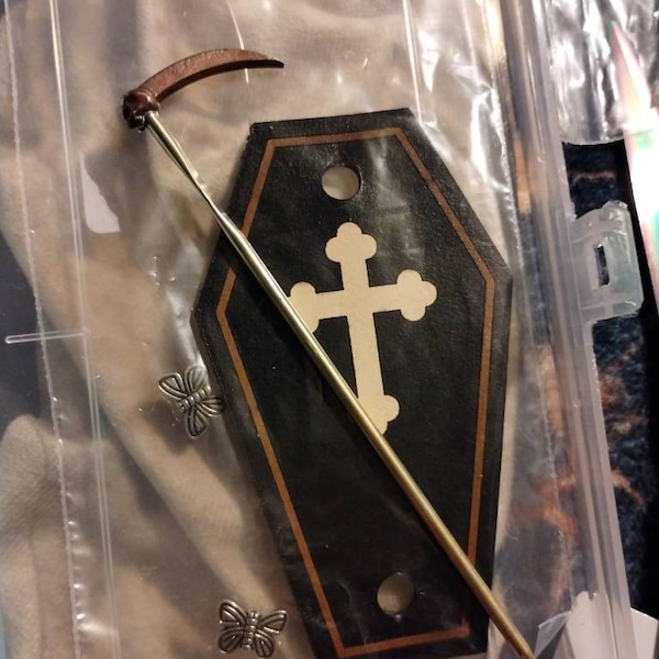 Celtic Knot Penannular Brooch | Kilt Pin | Cloak Clasp | Renaissance ...