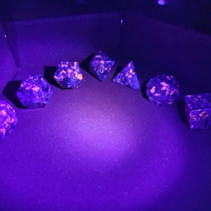 Full Set Garnet Tourmaline Glass Polyhedral Dice Set Set - Etsy