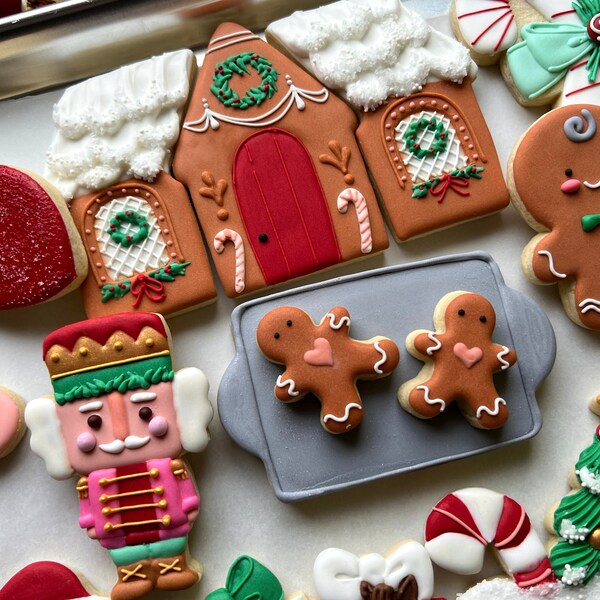 Christmas Cookie Cutter Gingerbread House Cookie Cutter Set 2-pc ...