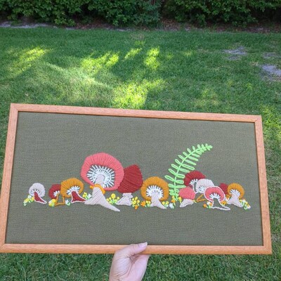 MCM Design, Mod, Red, White and Blue Decor, Mid Century, Groovy Design ...