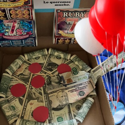 Girl ROBLOX Inspired Confetti Pink or Purple R, Roblox Happy Birthday ...