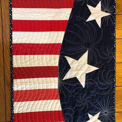 Patriotic Wave Table Runner, Easy Quilt Pattern, Two Sizes, Fourth of ...