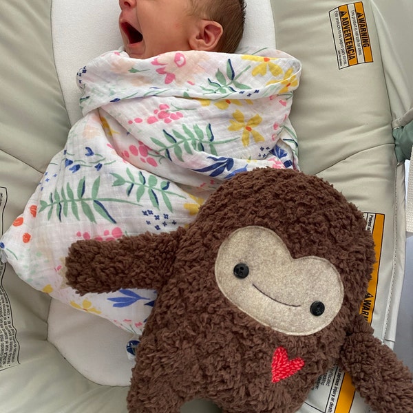Big Foot Stuffed Toy, Big Foot Plushie, Kawaii Big Foot Plush Doll ...