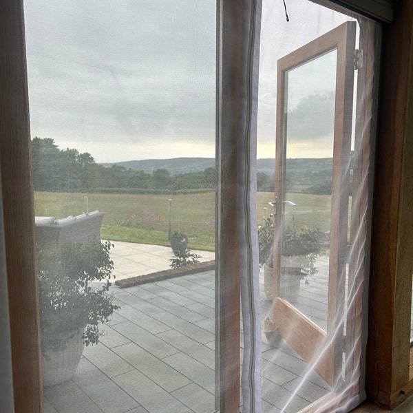 Small Custom Flat Cats Window Screens - Mesh Window Protection for Cats ...