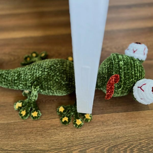 Lizard Crochet Door Stop Pattern: No-sew Amigurumi Home Decor, Easy ...