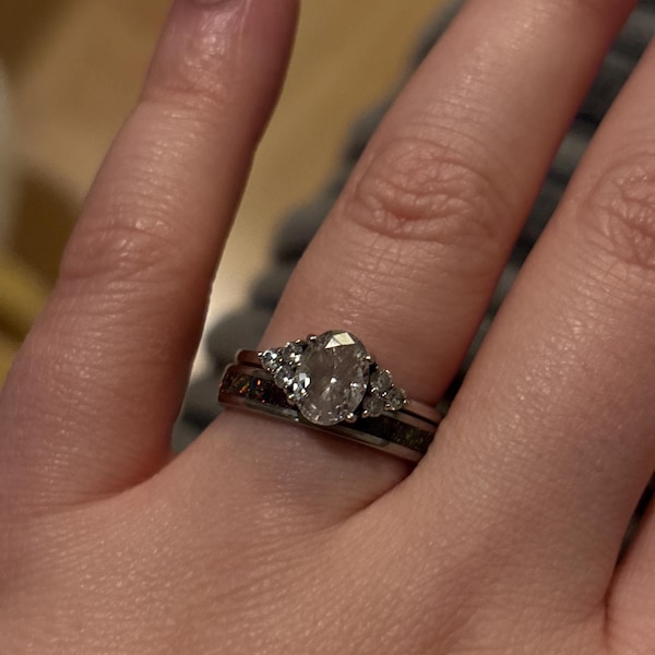 Crushed ICE CUT Simulated Diamond Oval Ice Cut 3 Stone Engagement Ring ...
