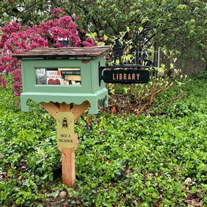 Flag Mount From the Family of the Founder of the Little Free Library ...
