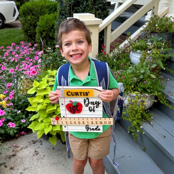 Personalized Back to School Sign, First Day of School Photo Prop ...