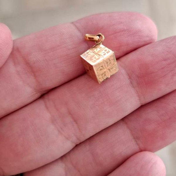 French Augis Love Charm 18k Gold Qu'hier Que Demain L'essentielle Mini ...