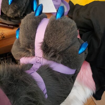 Pattern and Tutorial: Retractable Claws for Fursuits - Etsy