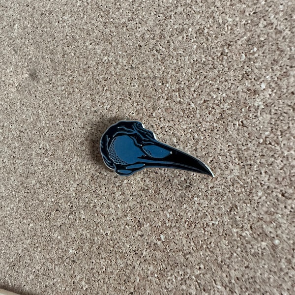 Crow Pin Badge, Black Crow Skull Pin, Soft Enamel Pin, Skull Pin ...